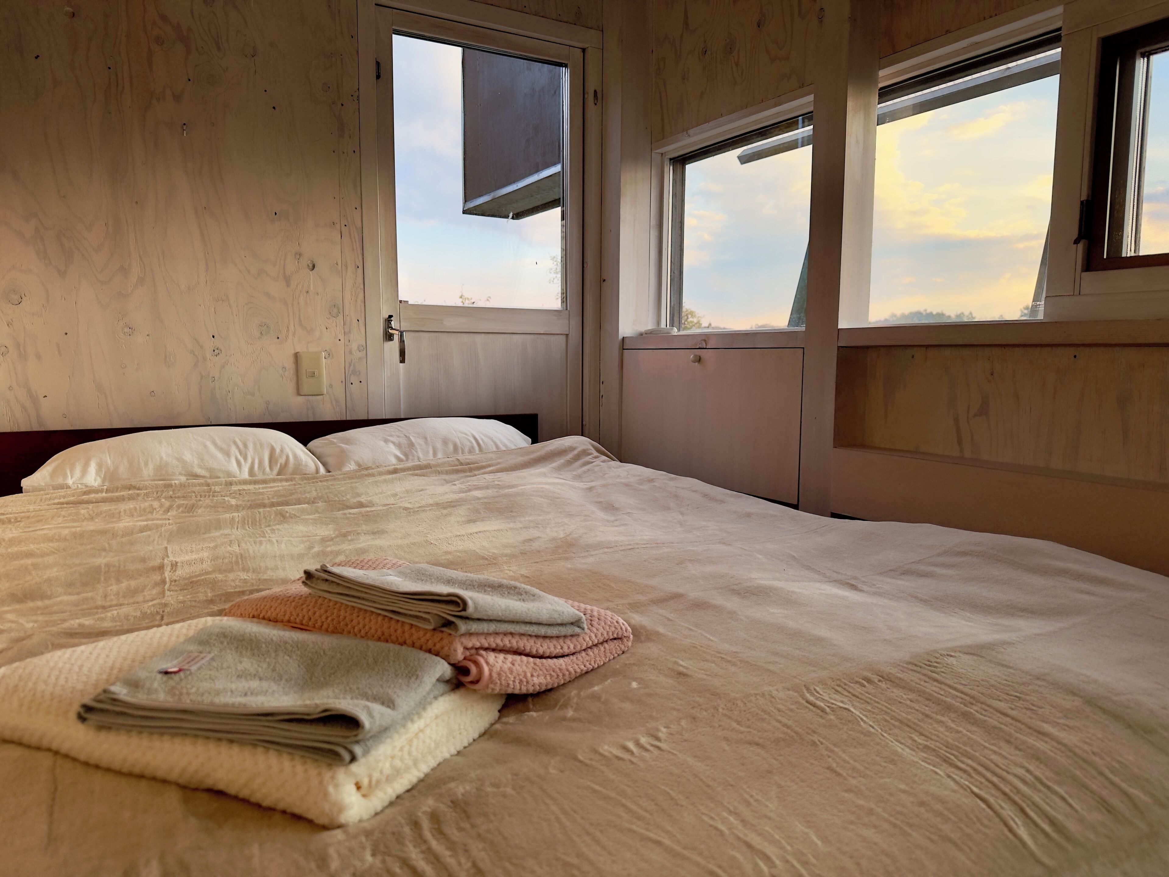 - Silent Cabin - Sleep Under The Stars, Barbecue In The Wilderness, Rural Area, Heavy Snowfall, Sleeps Up To 8 People - 홋카이도