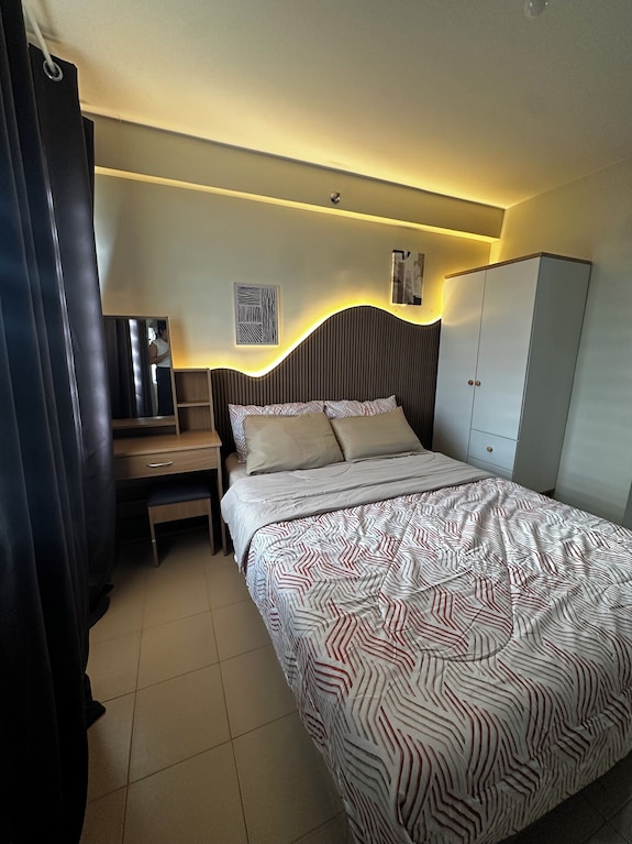 Modest Condo Getaway, Sea & City Access - Dumaguete