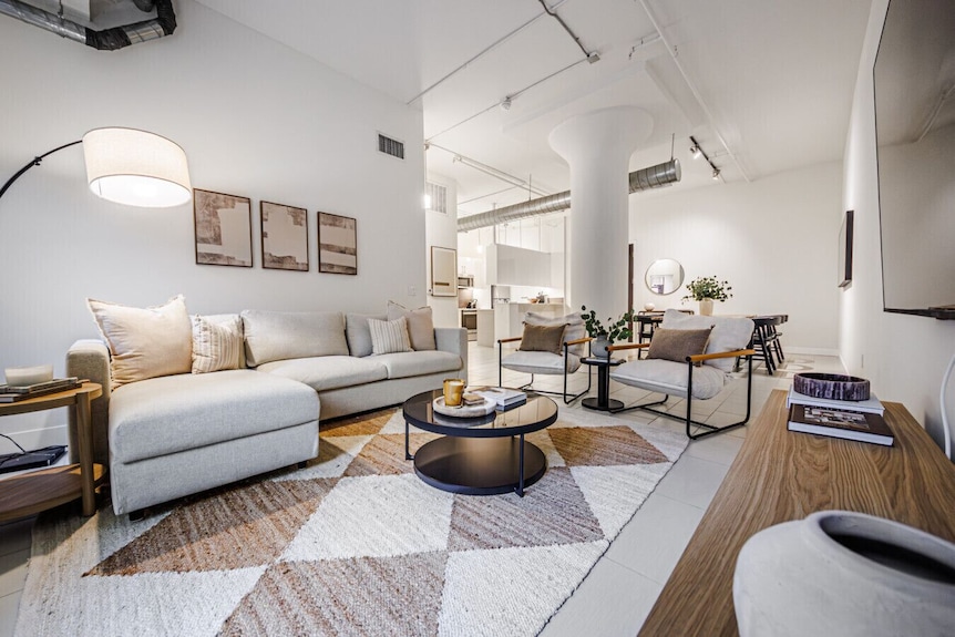 Industrial-style 2br Condo Downtown La W/rooftop - Downtown - Los Angeles