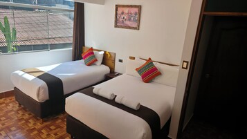 Quarto família, vista para a montanha | Wi-Fi de cortesia