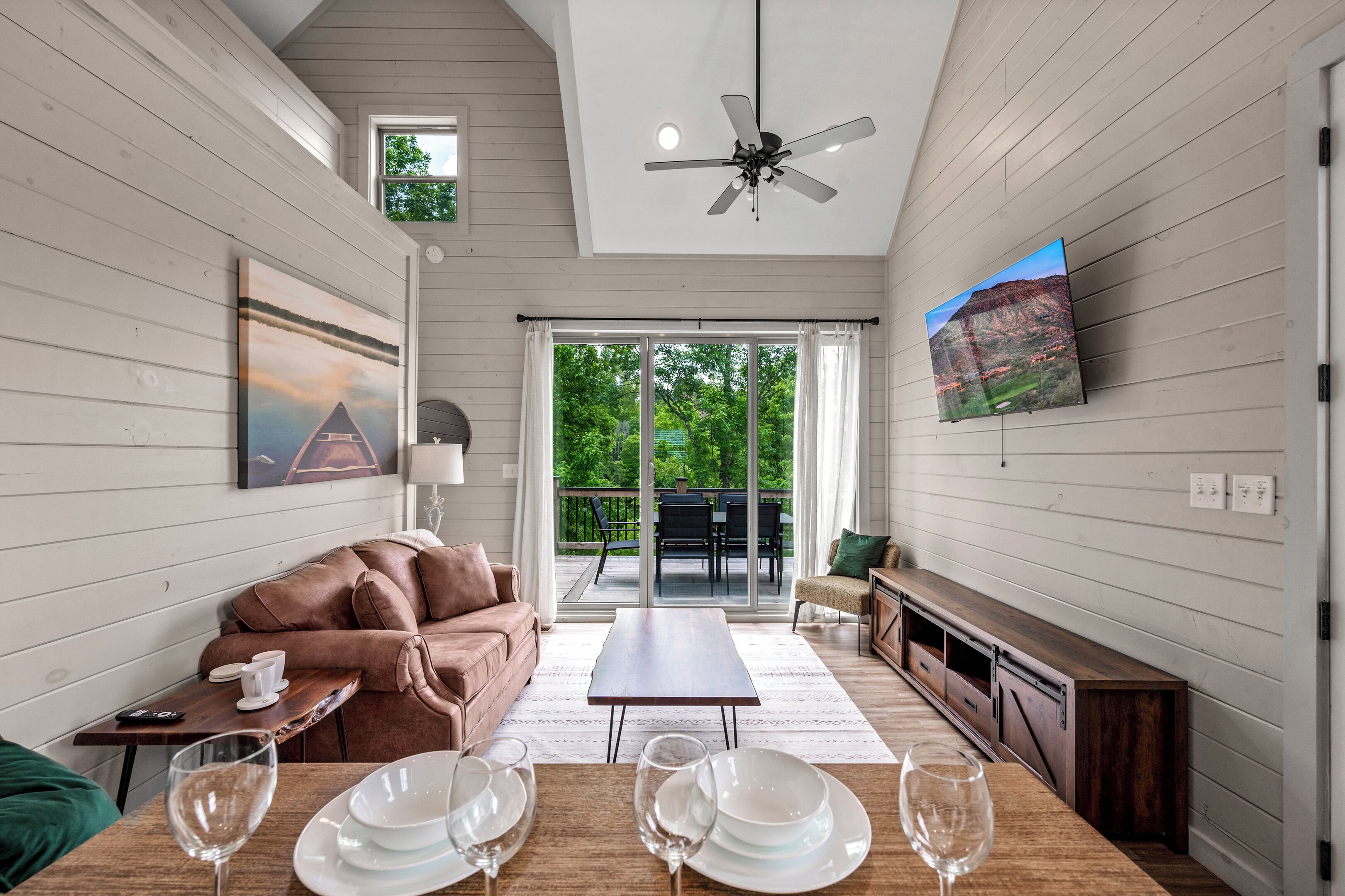 Your Lake Escape! Pet-friendly Cabin With Game Loft & Nearby Lake Access - Dandridge, TN