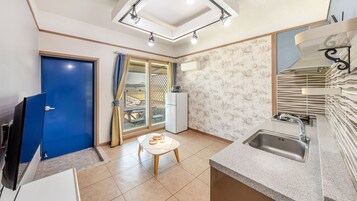 Quarto básico, 1 quarto (Feb Room 101(pet/BBQ)) | 1 quarto, Wi-Fi de cortesia