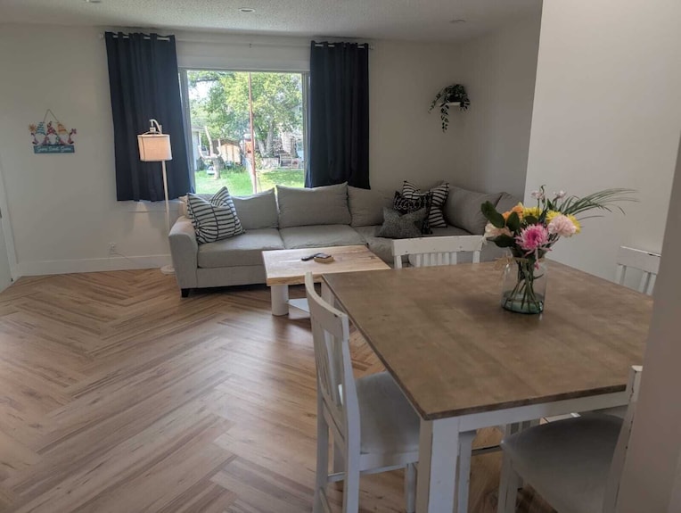 A Little R & R- Private Sauna & Cold/ Hot Plunge - Alberta