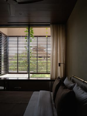 Villa Standard, 3 quartos, vista para o jardim | Secretária, ferro/tábua de engomar, Wi-fi grátis