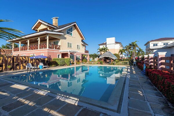 Ovemar Resort Hotel Near Vigan - Luzon