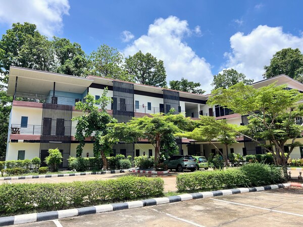 Rungreang Hotel - Ban Phai
