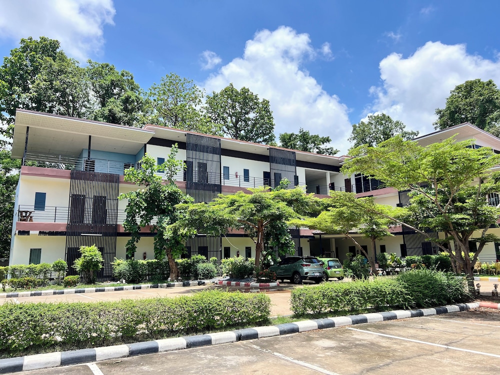 Rungreang Hotel - Ban Phai