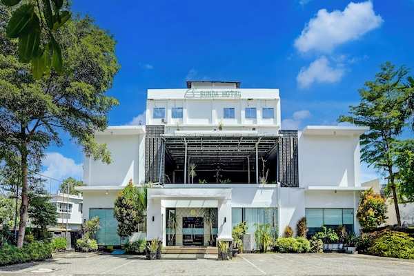 Townhouse Oak Padang Near Rth Imam Bonjol - Padang