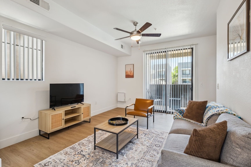 Cozysuites Glendale - Westgate W Pool! 14 - Glendale, AZ