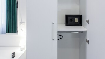 Quarto | Cofre no quarto, ferro/tábua de engomar, Wi-fi grátis 