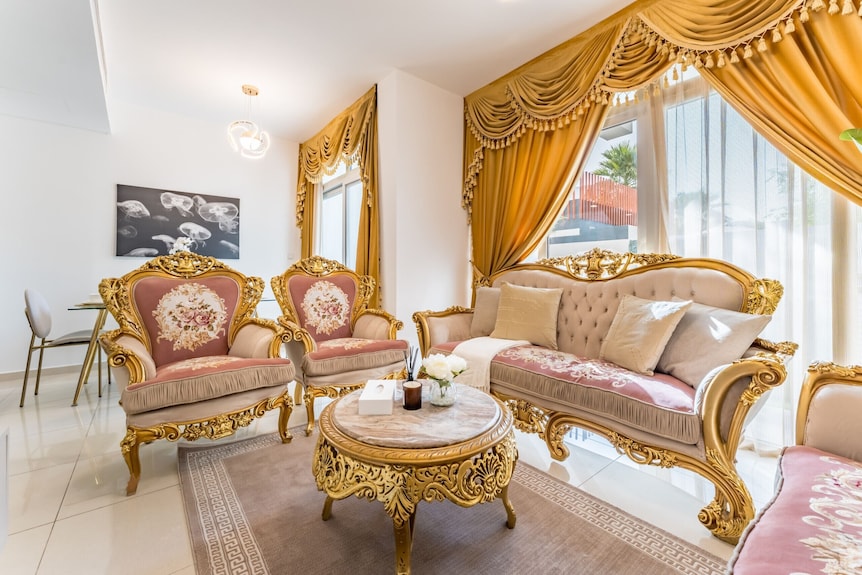 Community And Pool View 3br Townhouse, Minutes From Desert Camp,damac Hills 2 - Dubái