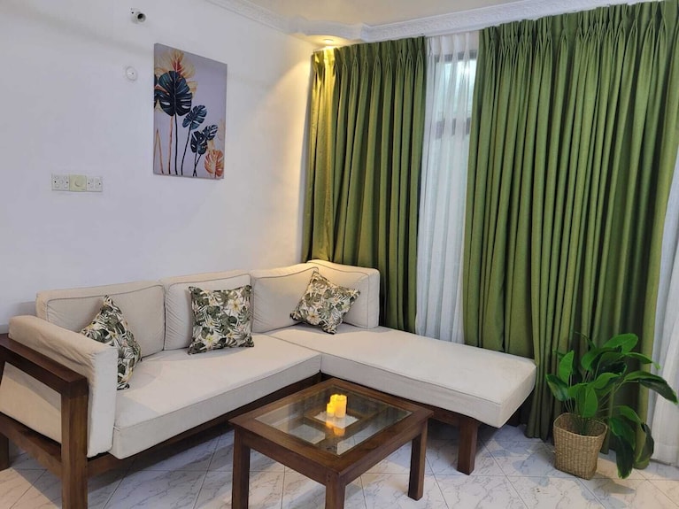 Fabulous 4-bedroom Apartment With Ac In Charming Colombo - Colombo