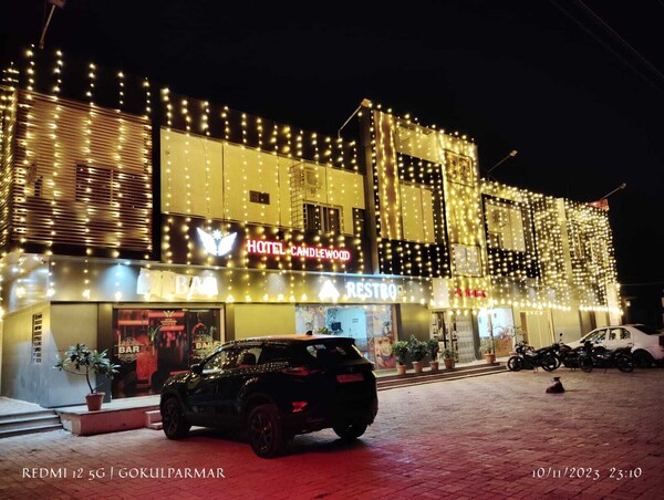 Hotel Candlewood Bar & Restro - Gujarat