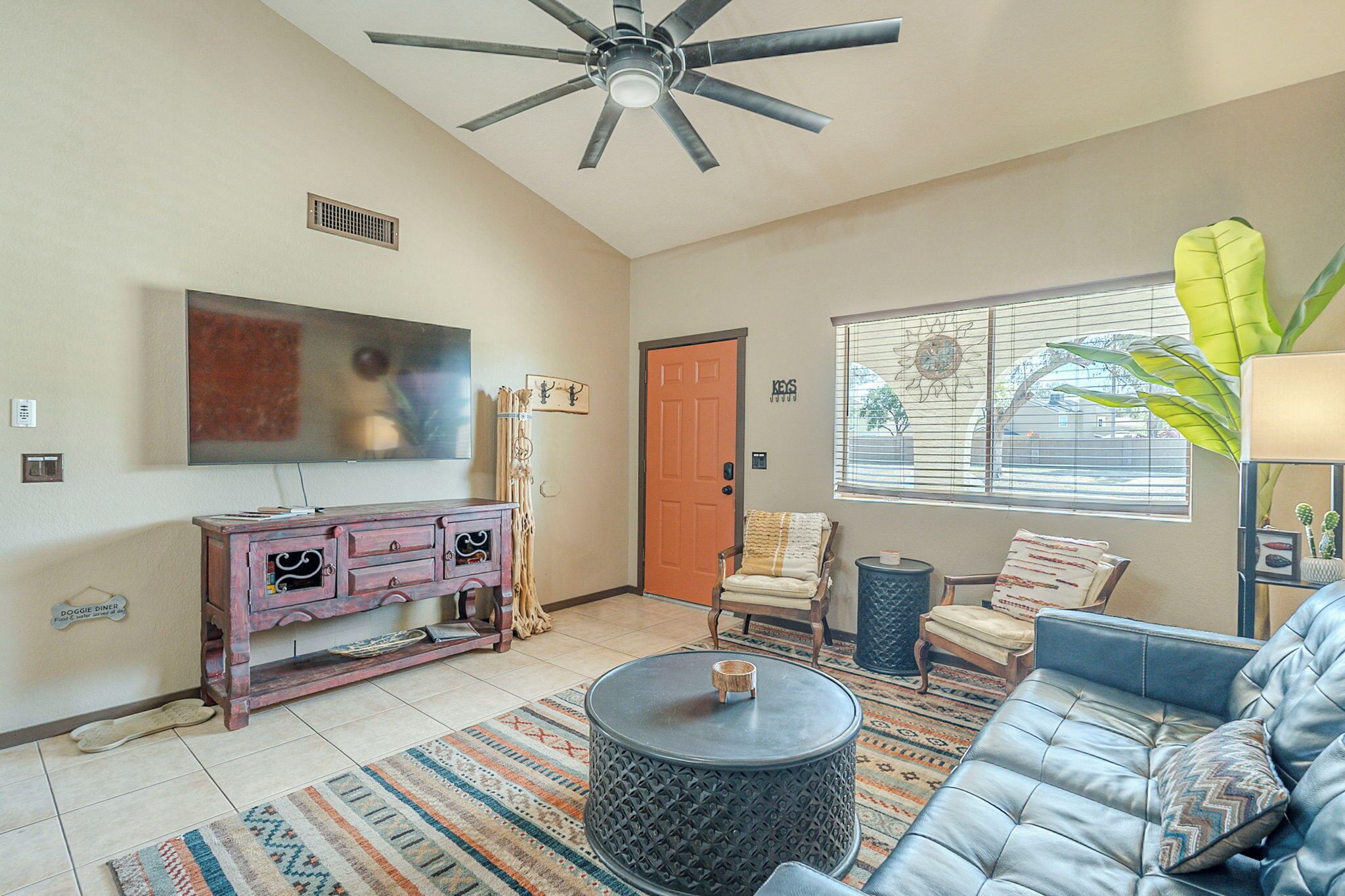 Sonoran Escape 3-bedroom Town Home In Sunny Mesa - Mesa, AZ