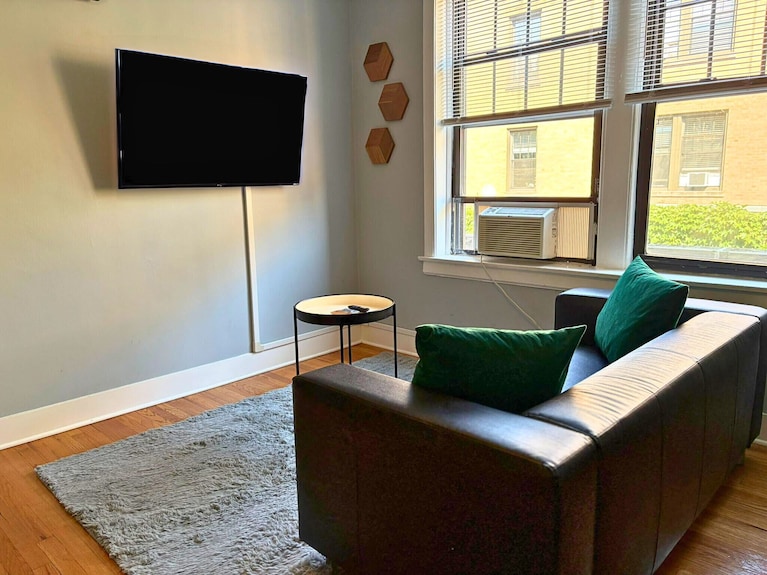 Lovely 1br Apt In Lakeview - Lincoln Park - Chicago