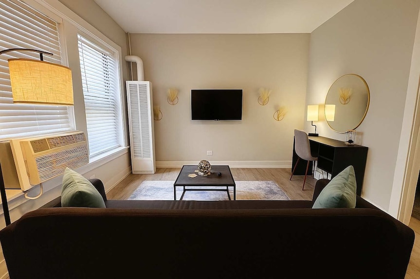 Stylish 1br In Lakeview Chicago - Chicago