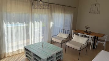 Apartamento, 2 quartos, para fumantes, sacada | Opções para refeição