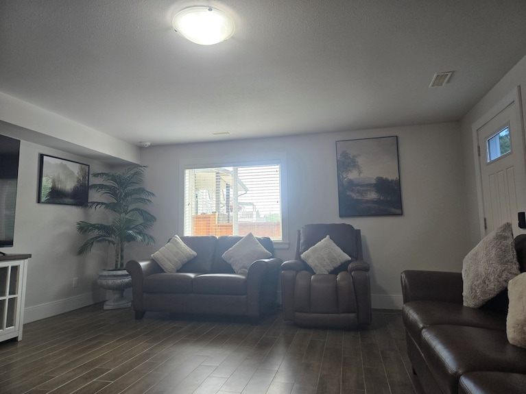 Luxury Lodge Getaway Ii. W/ Wi-fi & Ac In Awesome Pg. Close To University Of Pg - Prince George