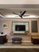 Quarto Triplo Premium | Roupa de cama fornecida 