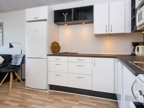 Apartamento conforto, 2 quartos | Parte interna