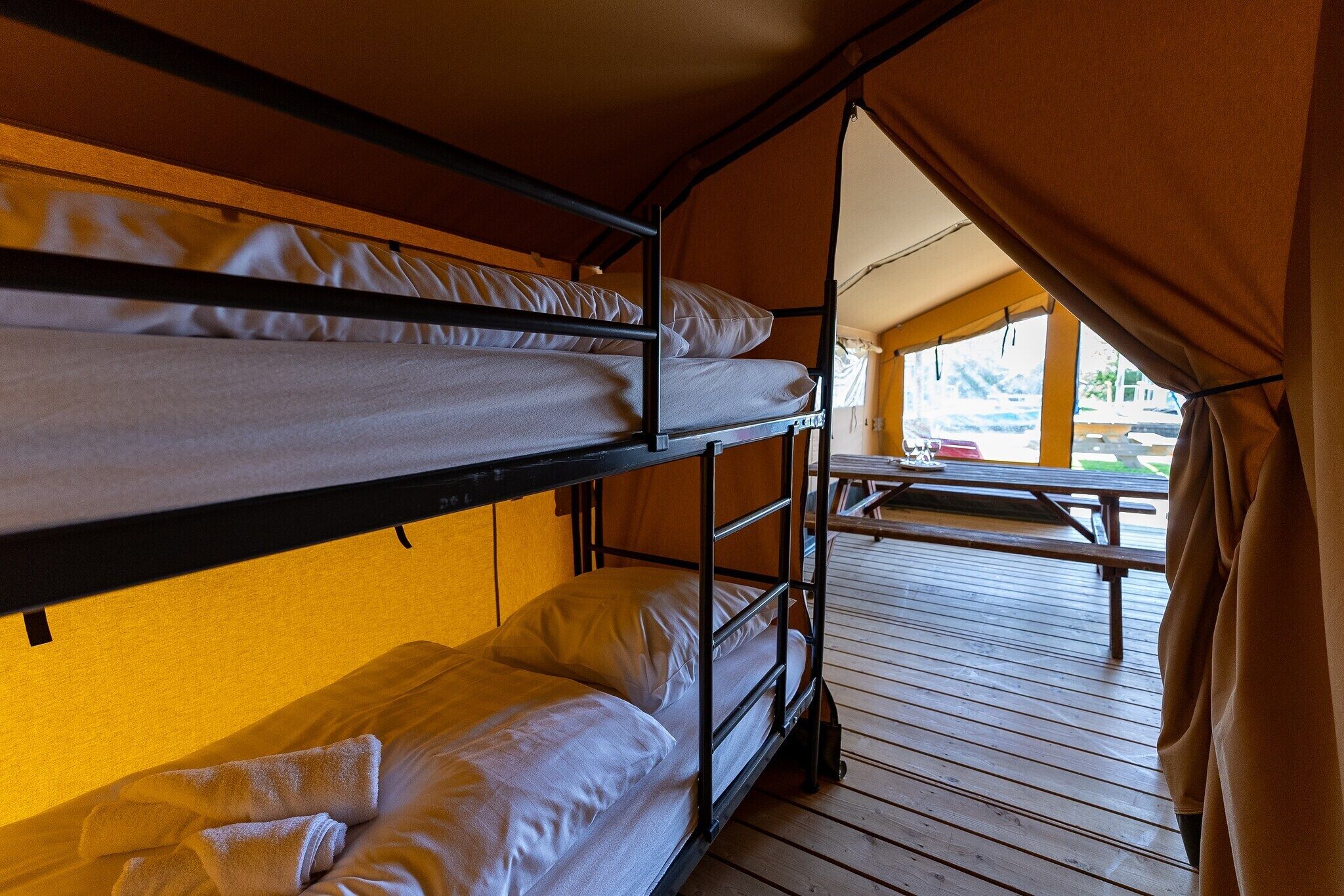 Safari Tent In Heeg By The Marina - Sneek