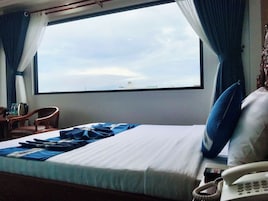 Quarto casal luxo, 1 cama King, vista para a cidade | Roupas de cama de algodão egípcio, roupas de cama premium