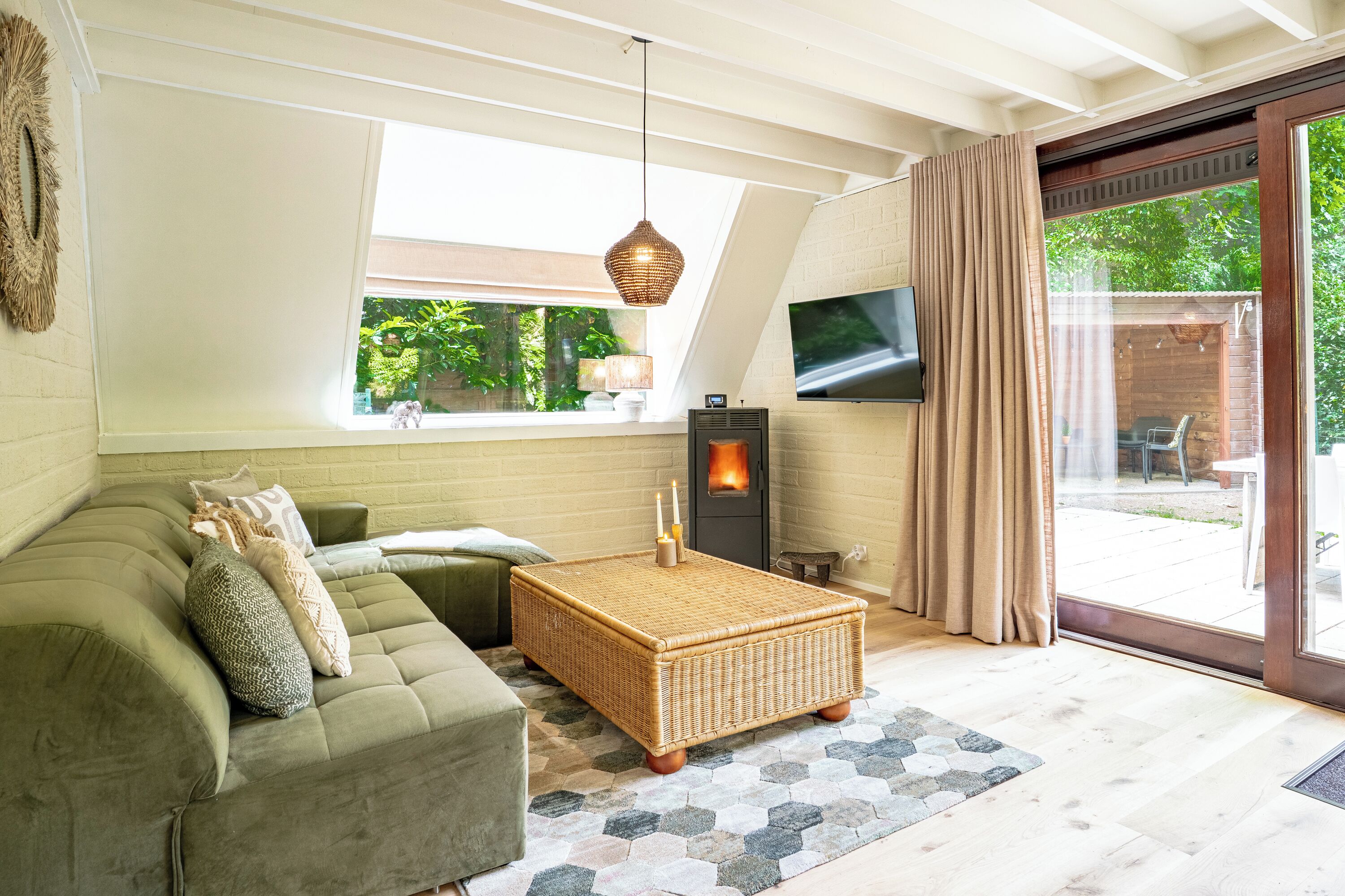 Bungalow With Garden And Pellet Stove - Maastricht