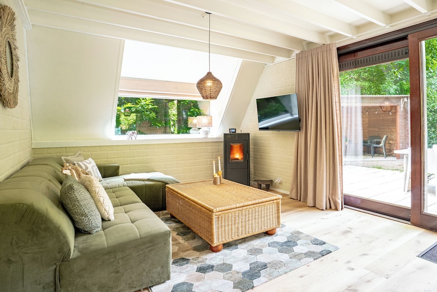 Bungalow With Garden And Pellet Stove - Maastricht