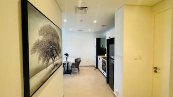 Apartamento, varanda, Vista para a cidade | Sala de estar