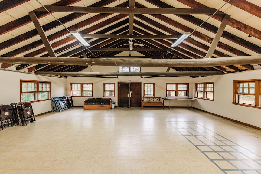 Cabin, 2 Bunkbeds, Shared Bathroom - Jenny Jump State Forest, Hope