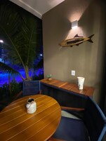 Estúdio Familiar, 1 quarto, lanai (alpendre havaiano), vista para a piscina | Lanai (alpendre havaiano)