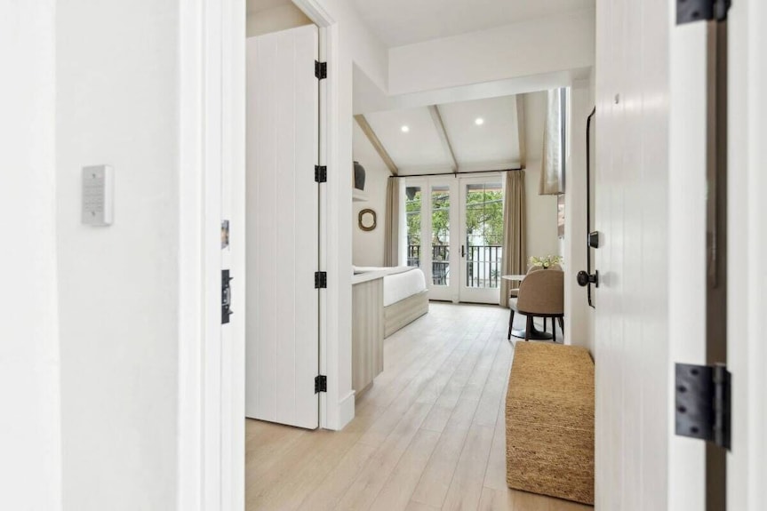 Casa Riviera 17 - Boutique Suites - Santa Barbara, CA