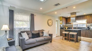 Casa (2 Bedrooms) | Interior