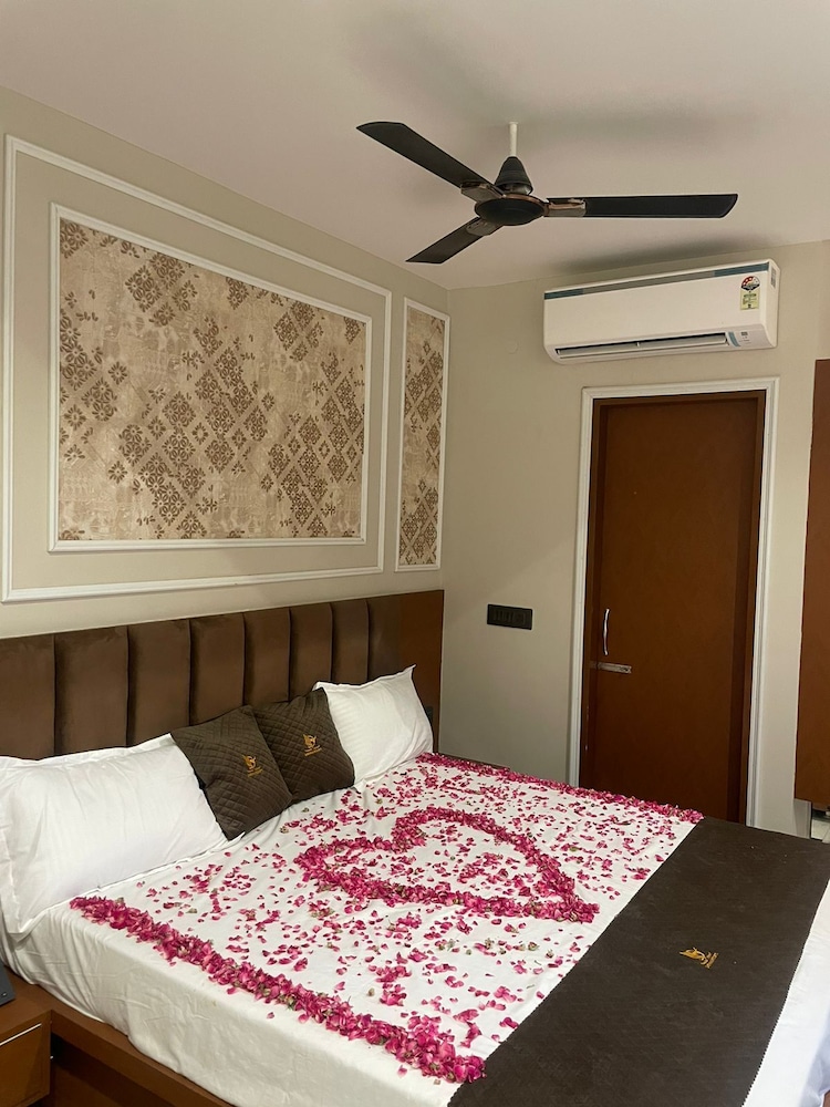 Shehnai Resorts - Ludhiana