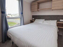 4 quartos, individualmente decorados, individualmente mobiliados