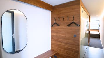 Quarto Duplo Comfort | Roupa de alta qualidade, minibar grátis, com decoração personalizada