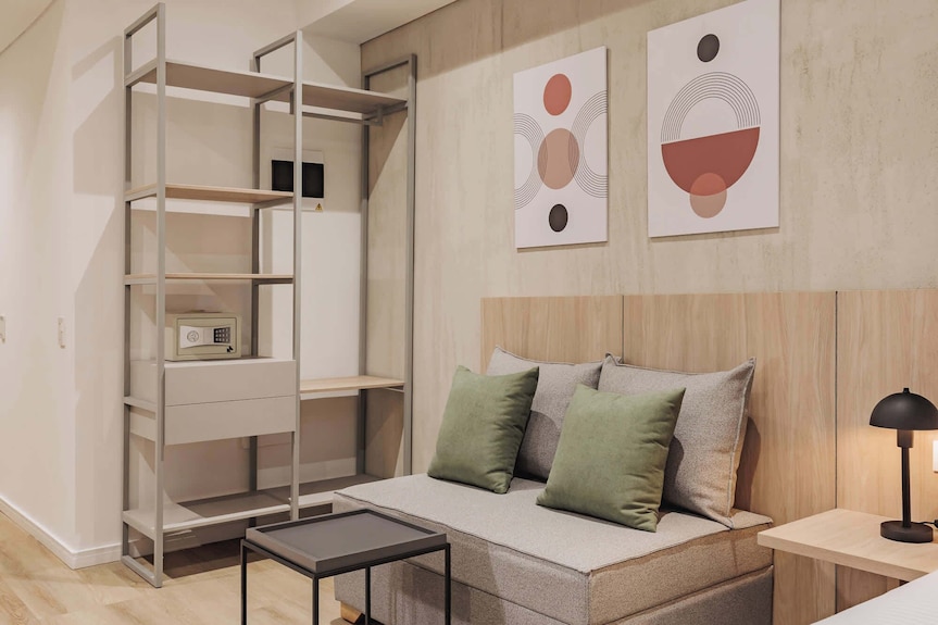 Quadrato | Laureles Studio, W/ac, Balcony, Wifi - Medellín