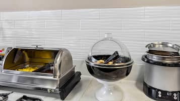Pequeno-almoço tipo buffet diário incluído