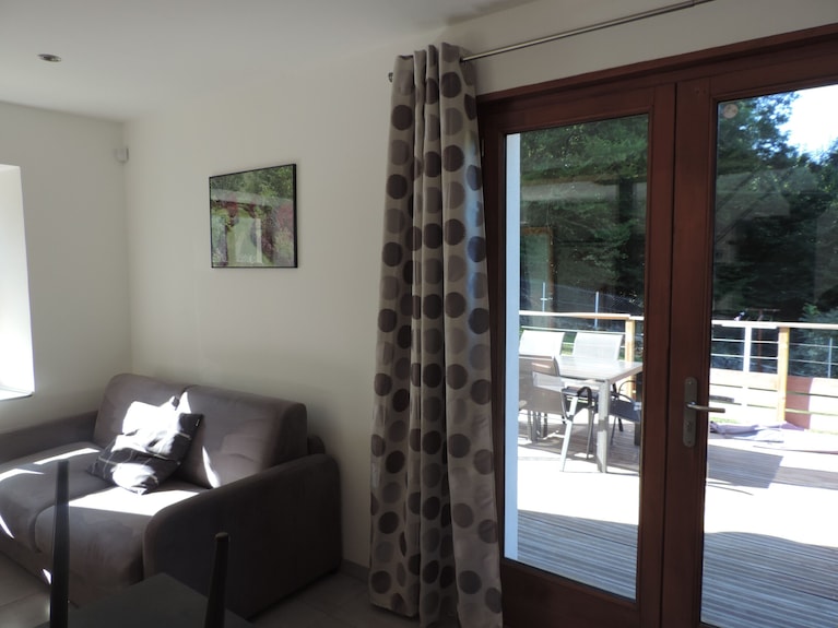 Maison De Vacances 'La Maison De Pierre' Avec Terrasse Privée, Wi-fi Et Climatisation - Morestel