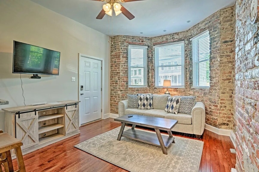 Charming Historic 1-bedroom Apartment With Wifi, Ac In Pleasant Richmond - Richmond, VA