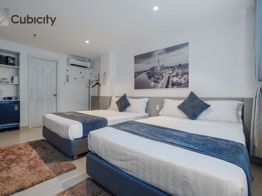 Quarto, 2 camas de casal | Comodidade do quarto