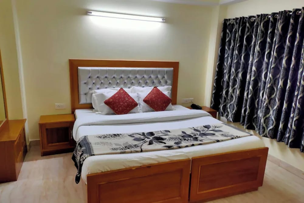 Hotel Kalra Regency Shimla - Shimla