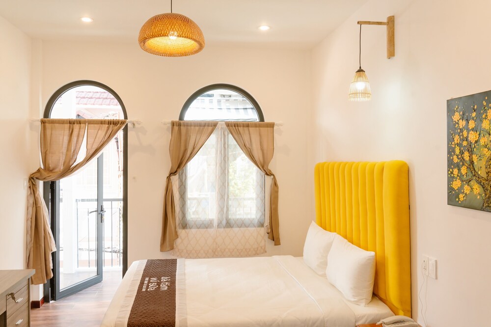 Ba Tam Vu Sua - Ho Chi Minh