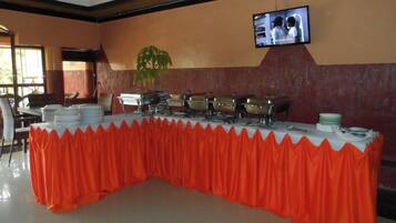 Café da manhã continental grátis todos os dias