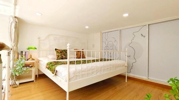 Shanghai Hills & Aromahome Modern Cottage Home Retreat - Shanghai