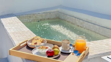 Quarto Panorâmico, 1 cama queen-size, piscina privativa, Vista para a cidade | Piscina privativa