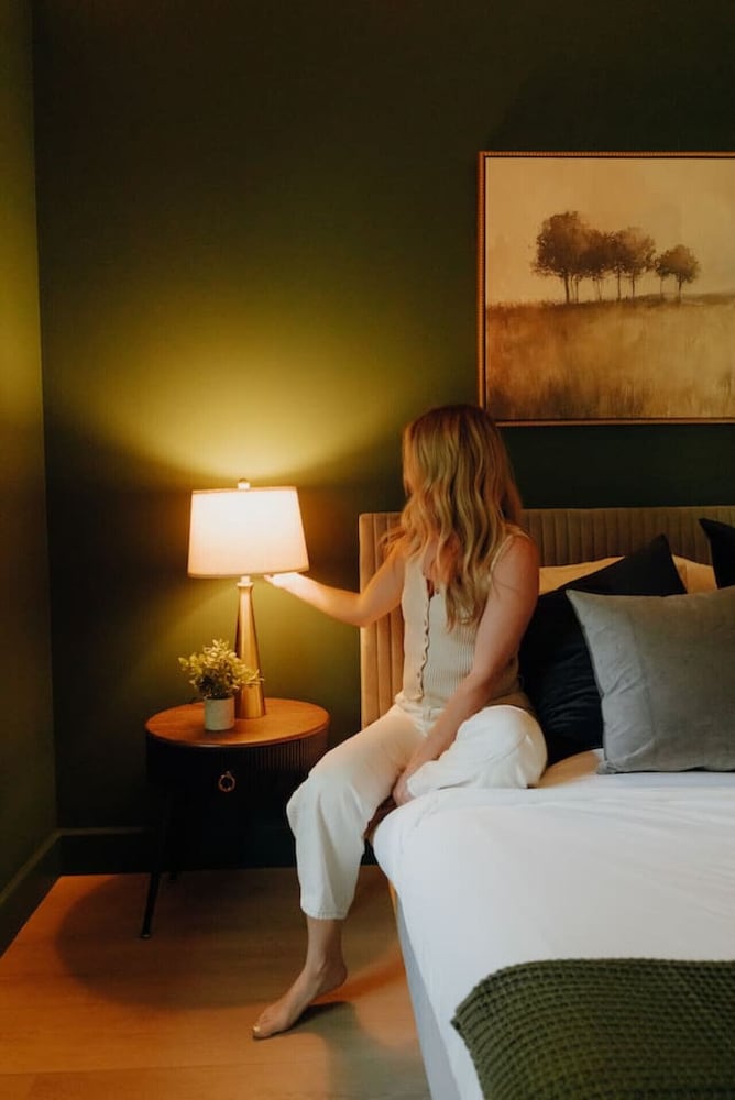Two Homes Under One Roof · Sleeps 14 · 4 Parking - Seattle | Vrbo