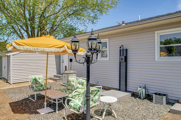 Near Dog Beach: Somers Point Escape W/ Large Yard! - New Jersey