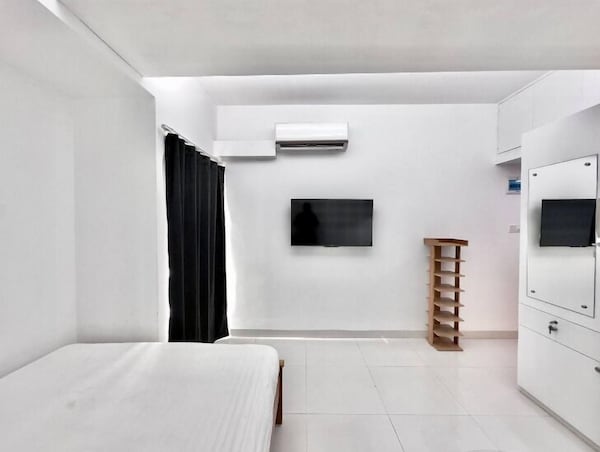 300sqft 1 Apartment With Sauna & Pool -