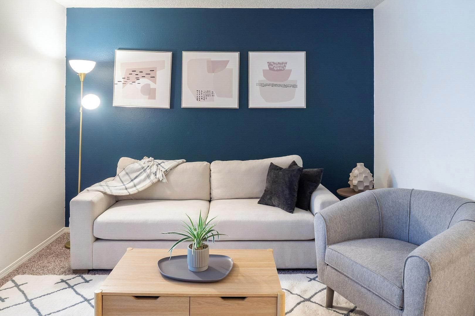 Landing | Chic 2bd, Gym, Clubhouse - Tulsa, OK